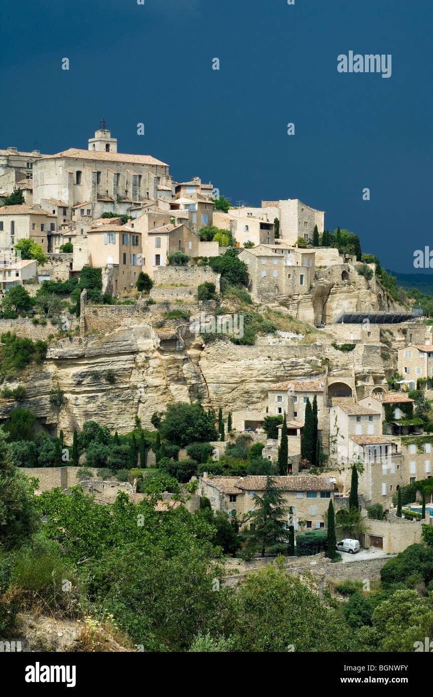 The village Gordes in the Luberon mountains of the Vaucluse, Provence ...