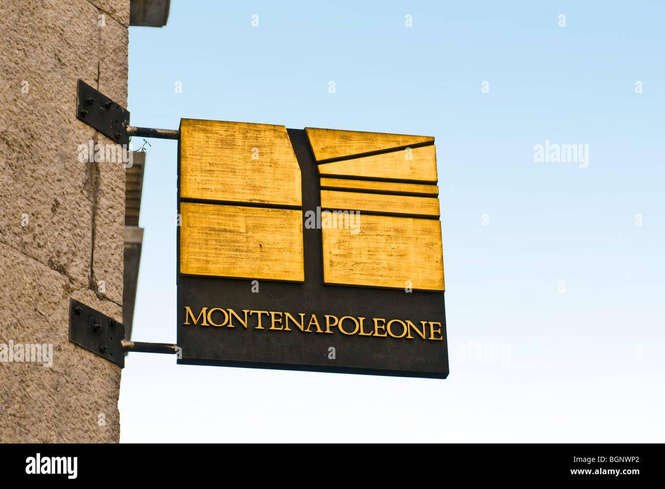 Via Montenapoleone, Montenapoleone street, Milan, Italy Stock Photo - Alamy