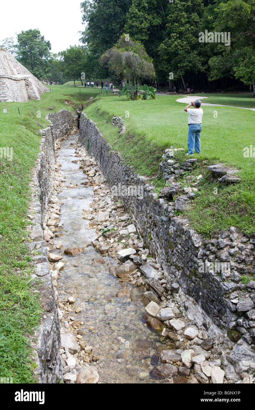 Otolum Aqueduct, Palenque Archaeological Site, Chiapas Mexico Stock ...