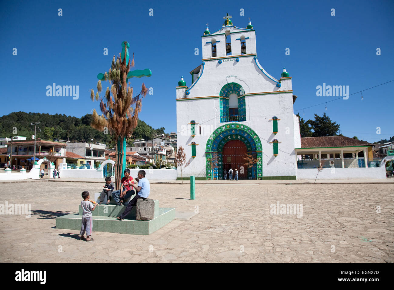 Chamula hi-res stock photography and images - Alamy