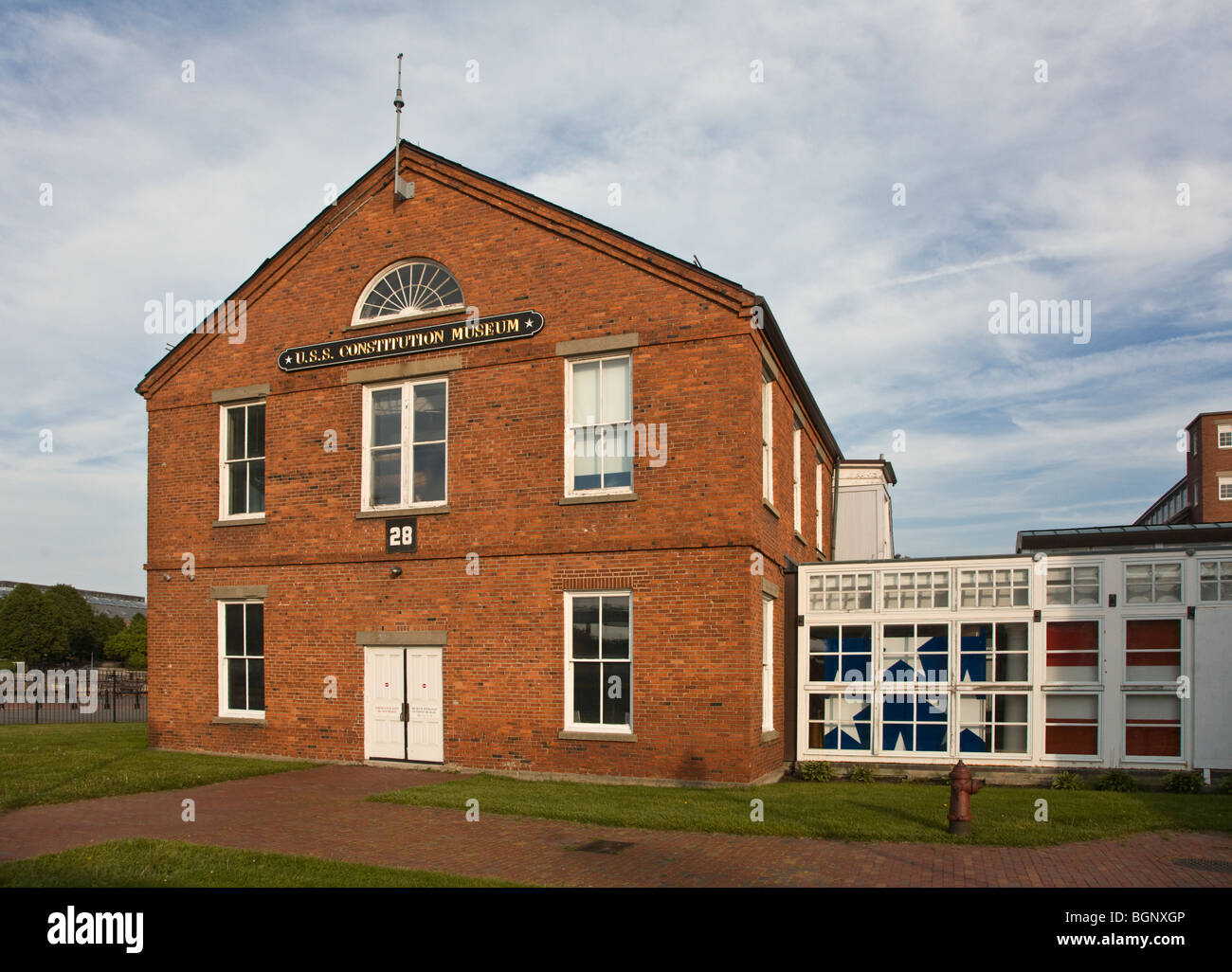 Uss constitution museum hi-res stock photography and images - Alamy