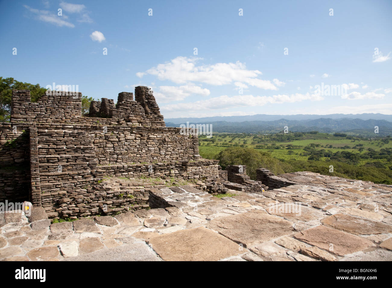 Toniná Maya Ruins archaeology site, Chiapas Mexico Stock Photo - Alamy