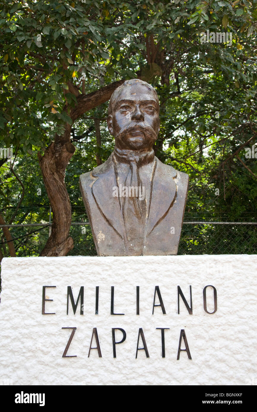 Emiliano Zapata Bust. Tuxtla Gutierrez, Chiapas Mexico Stock Photo - Alamy