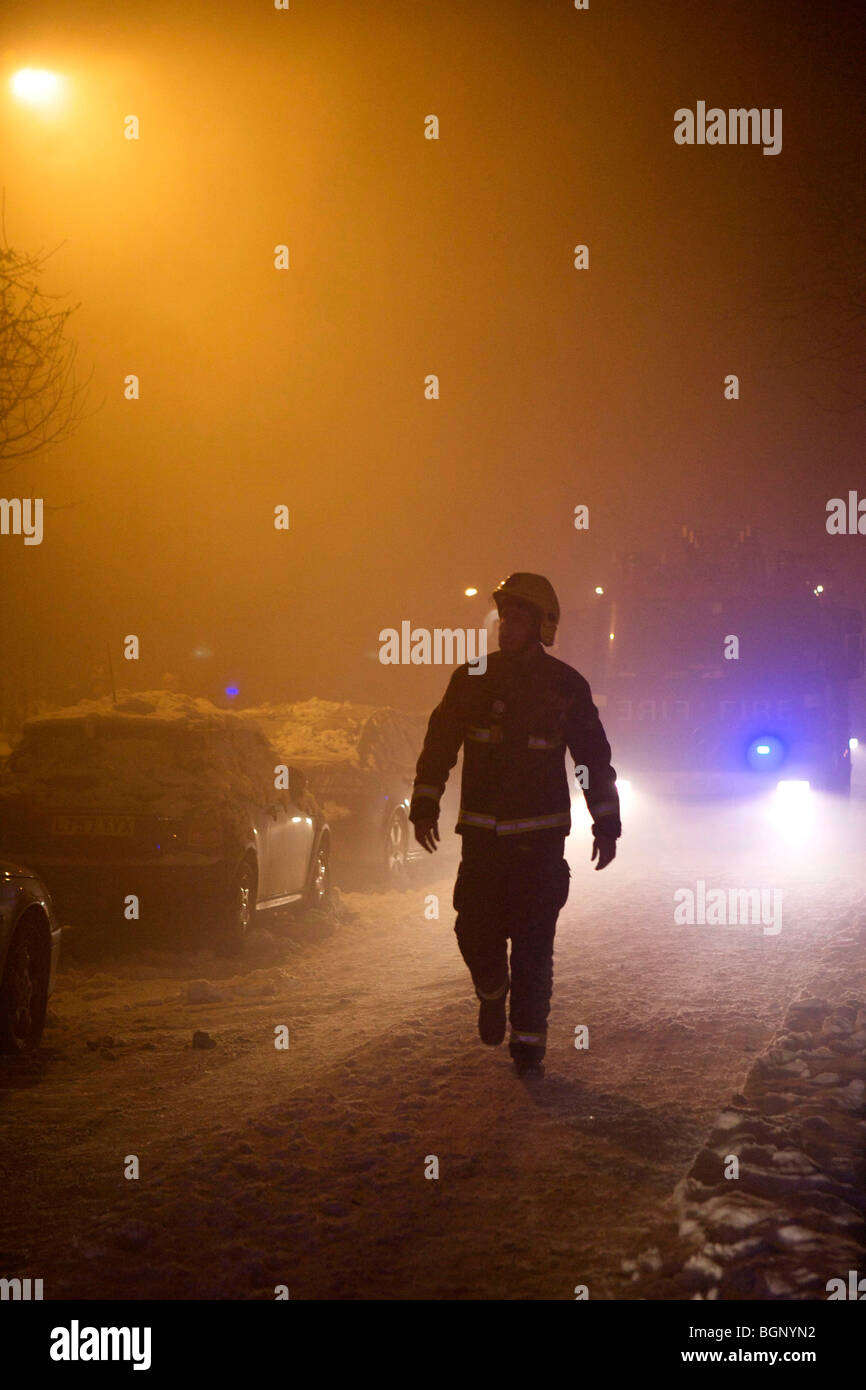 Fireman uk hi-res stock photography and images - Alamy