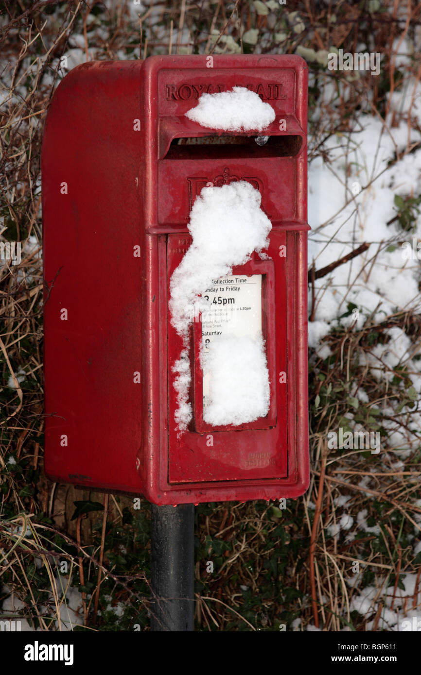 Lamp post snow hi-res stock photography and images - Alamy