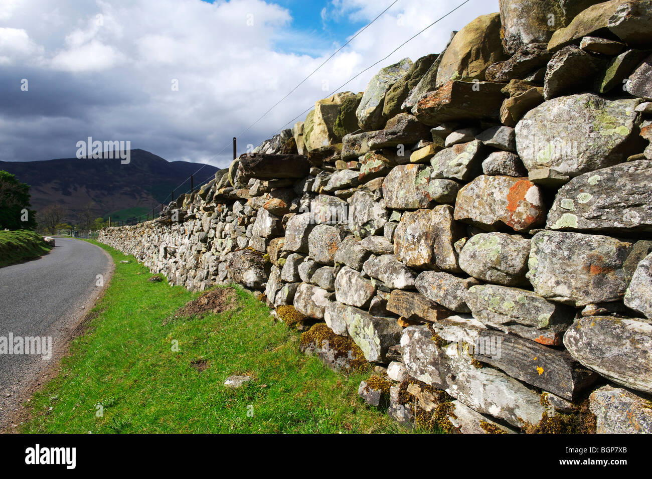 dry stone wall in the scottish highlands Stock Photo - Alamy