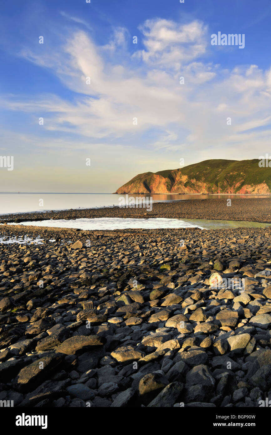 the rocky shore and headland at lynmouth devon Stock Photo - Alamy