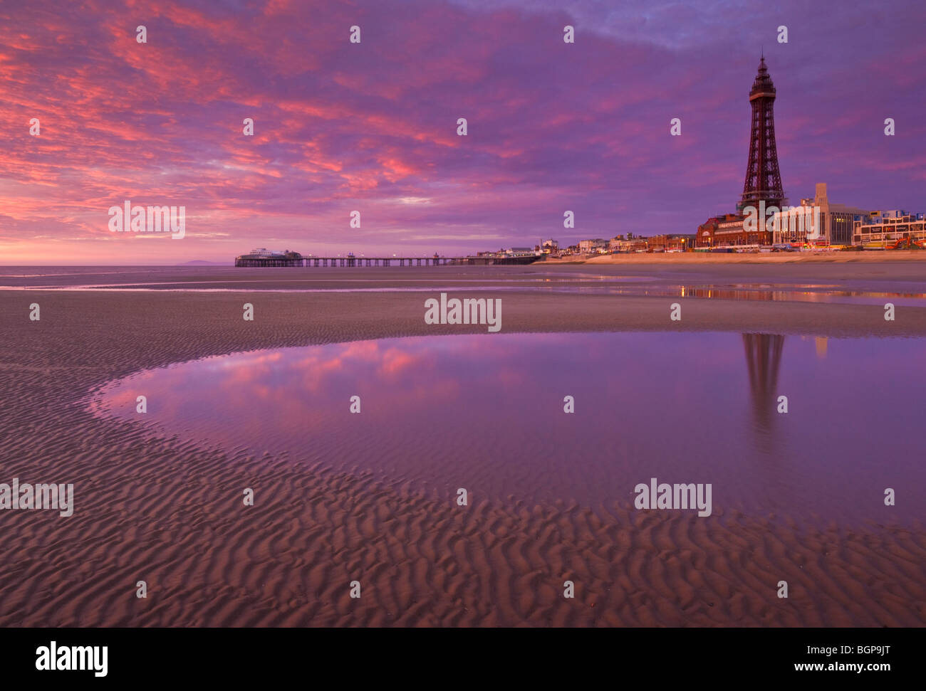 Sunset blackpool High Resolution Stock Photography and Images - Alamy