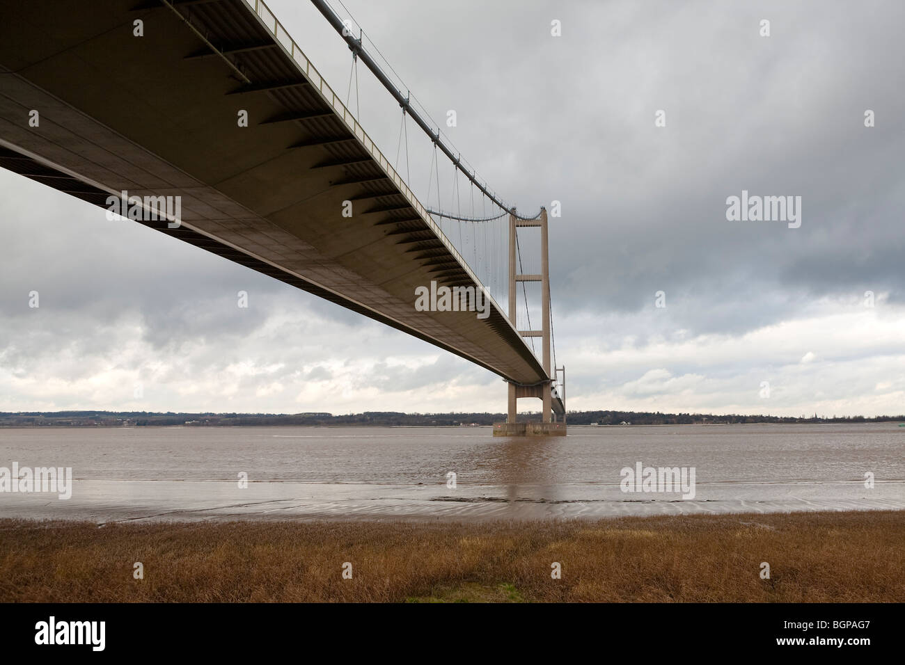 Humber suspension bridge hull hi-res stock photography and images - Alamy