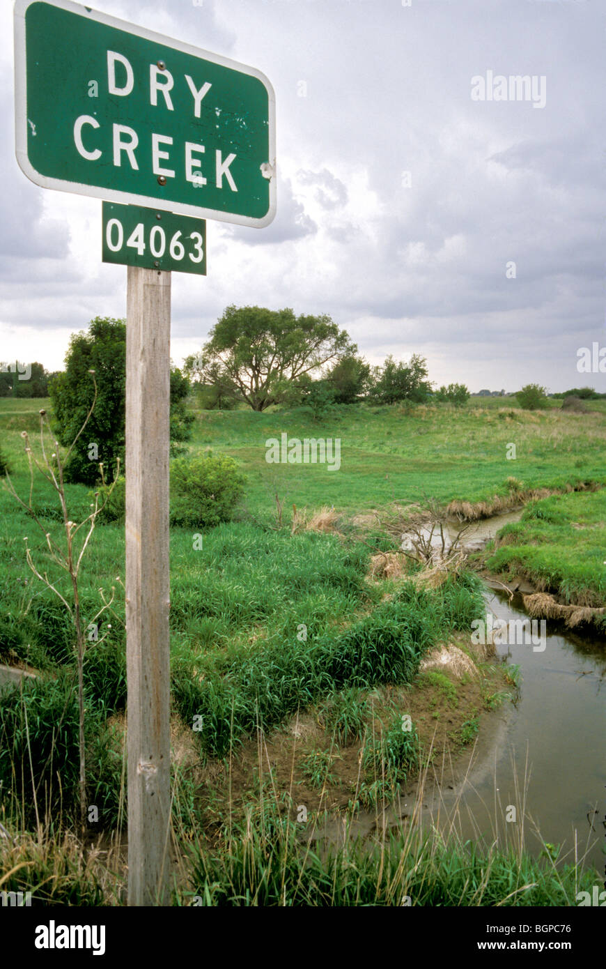 Dry irrigation hi-res stock photography and images - Alamy