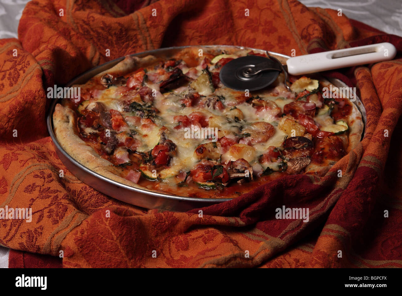 Italian homemade pizza ham hi-res stock photography and images - Alamy
