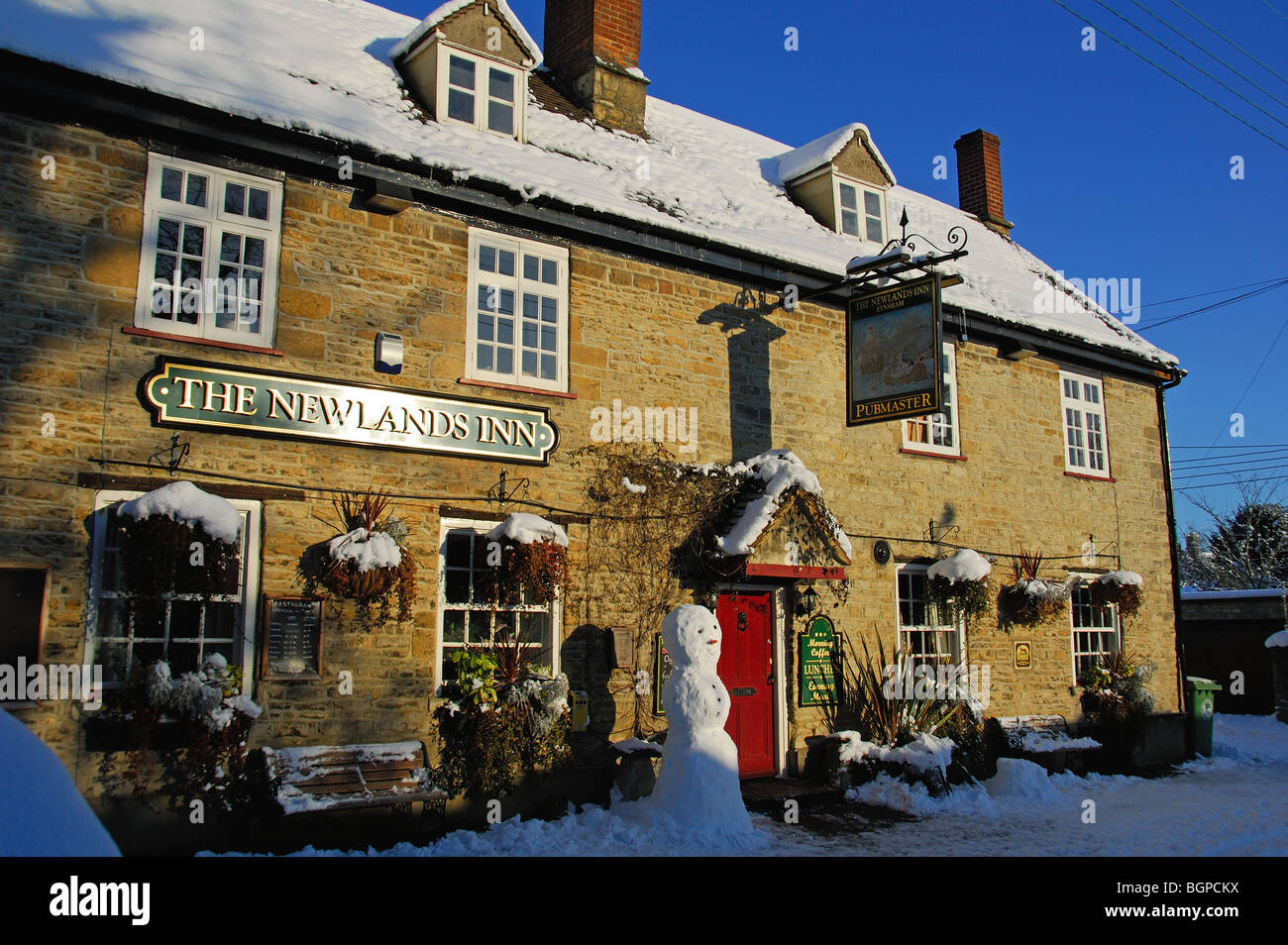 Eynsham oxfordshire pub hi-res stock photography and images - Alamy