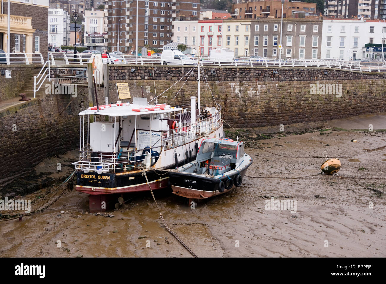 Weston super mare harbour hi-res stock photography and images - Alamy