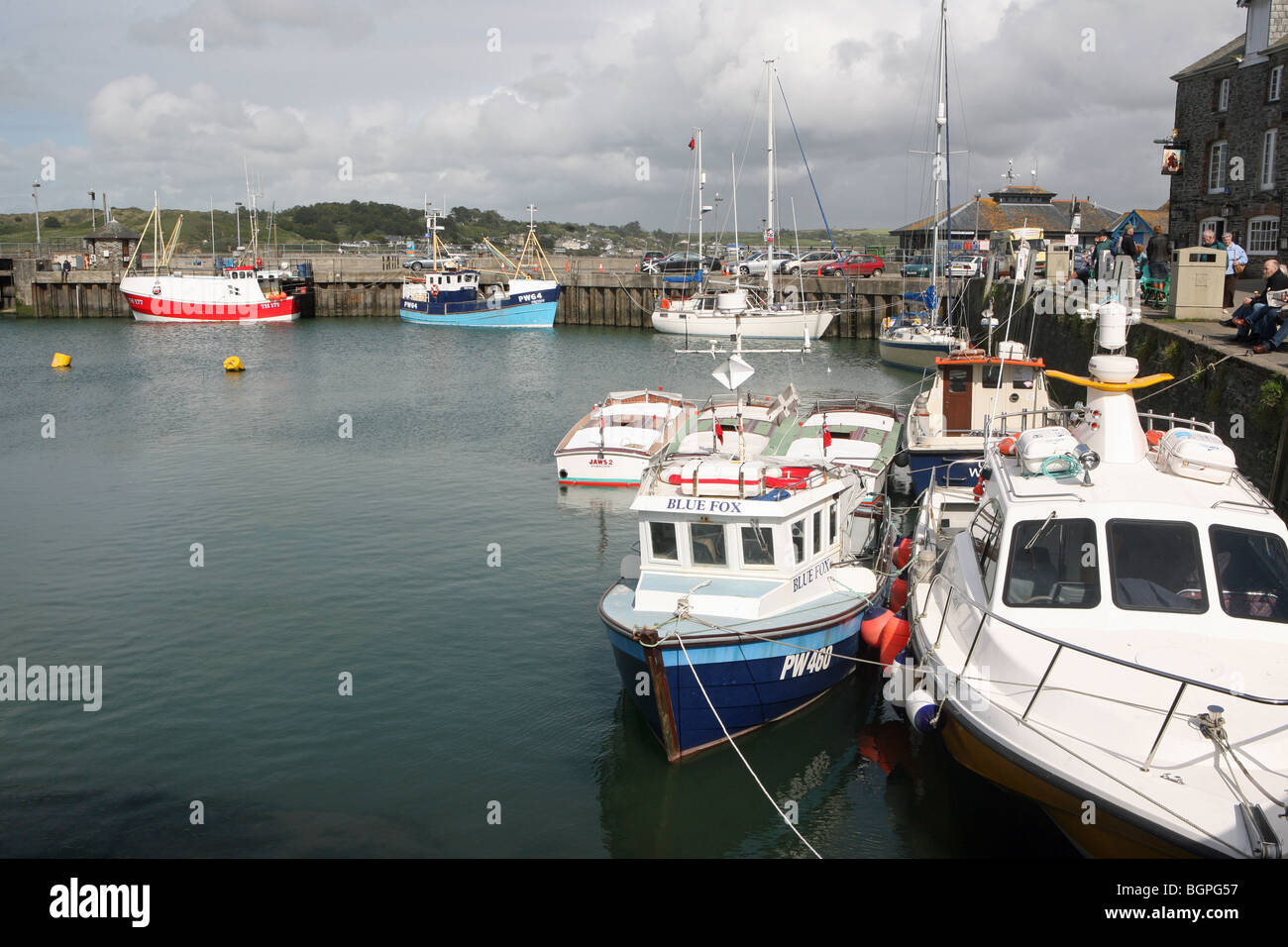 Padstow wharf harbour Cornwall England UK Stock Photo - Alamy