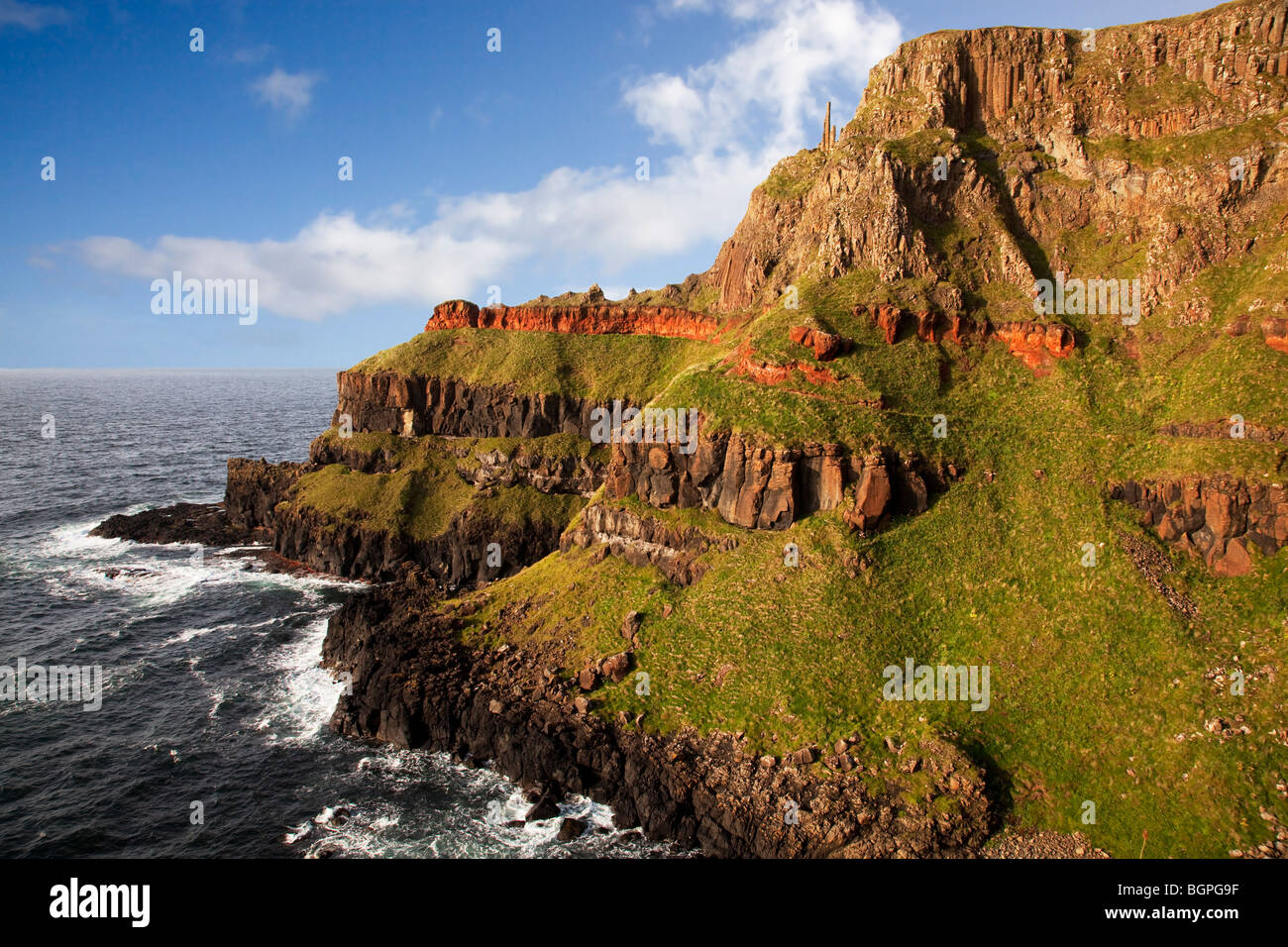 Lacada point giants causeway hi-res stock photography and images - Alamy