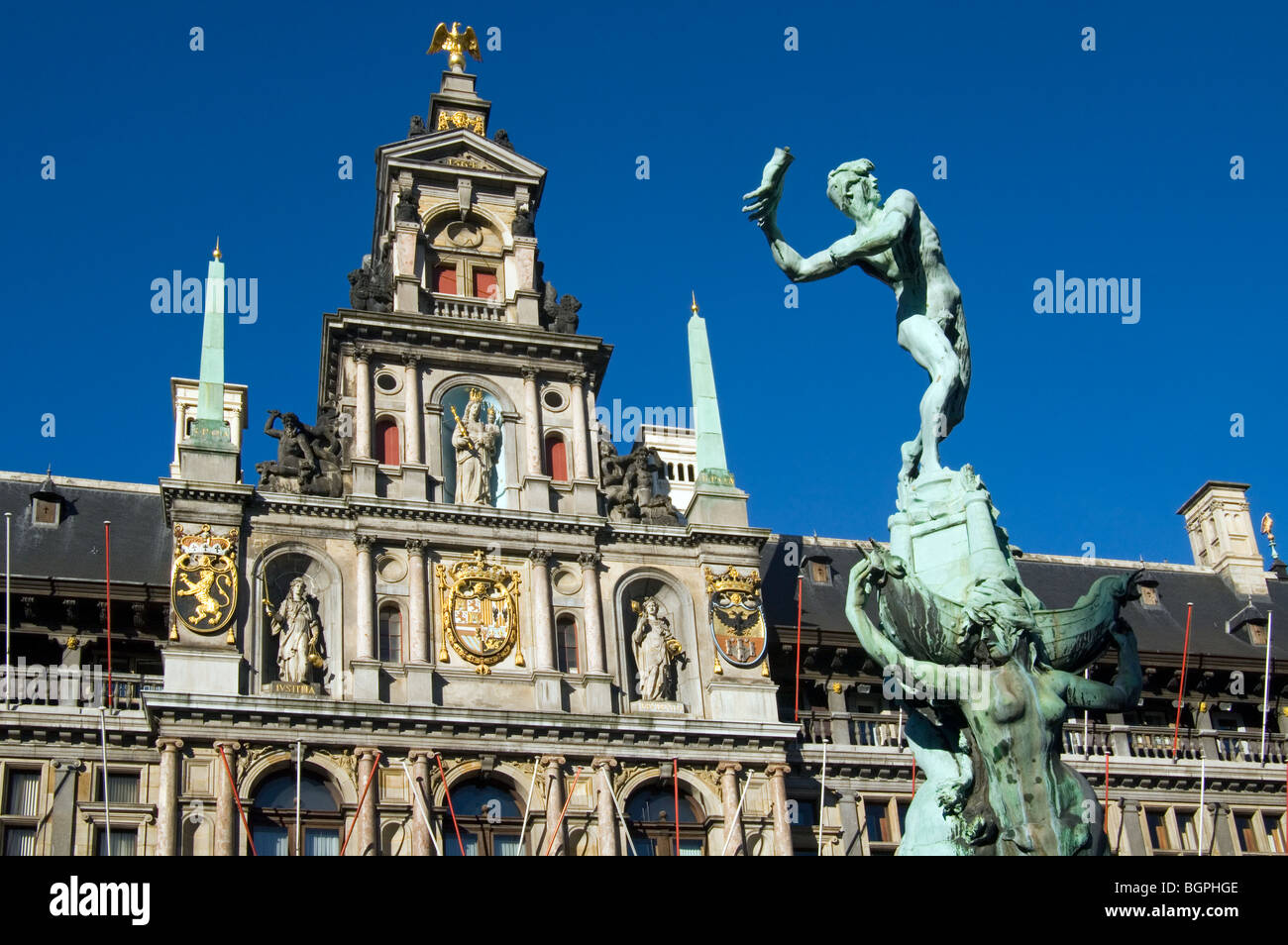Brabo fountain statue silvius brabo hi-res stock photography and images ...