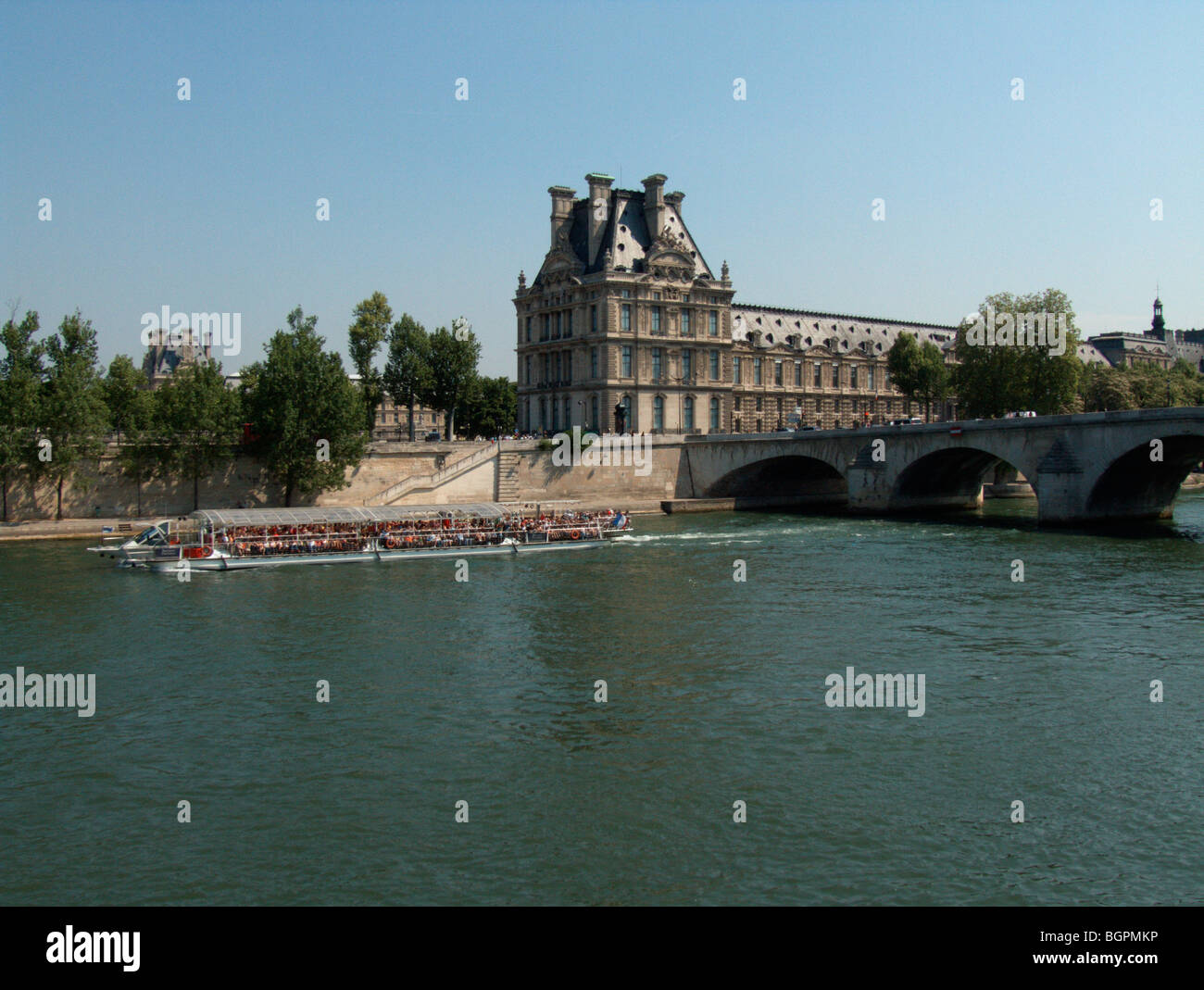 Louvre and Pont Royal. Paris. France Stock Photo - Alamy