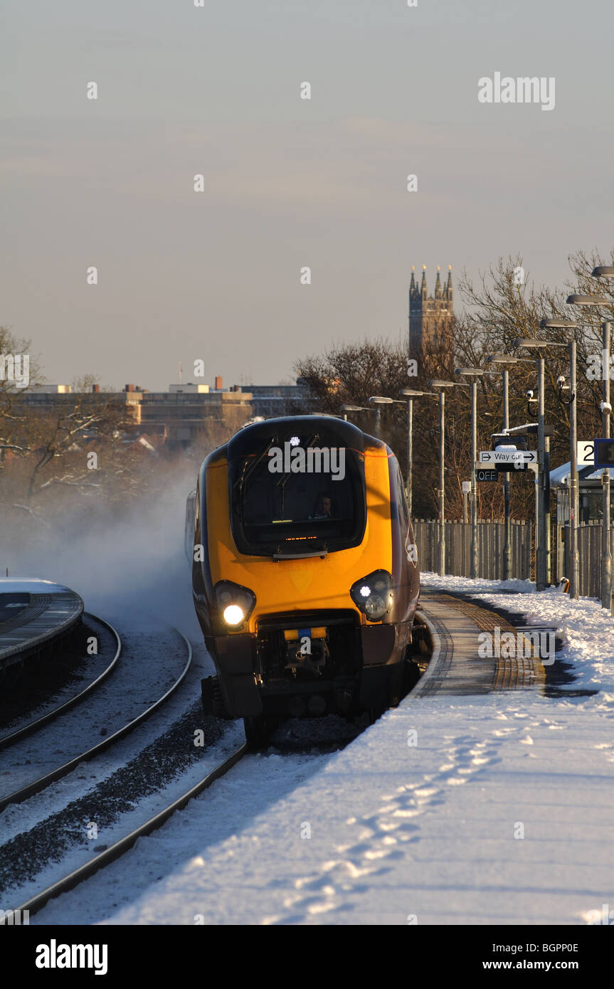 Cross country trains uk hi-res stock photography and images - Alamy