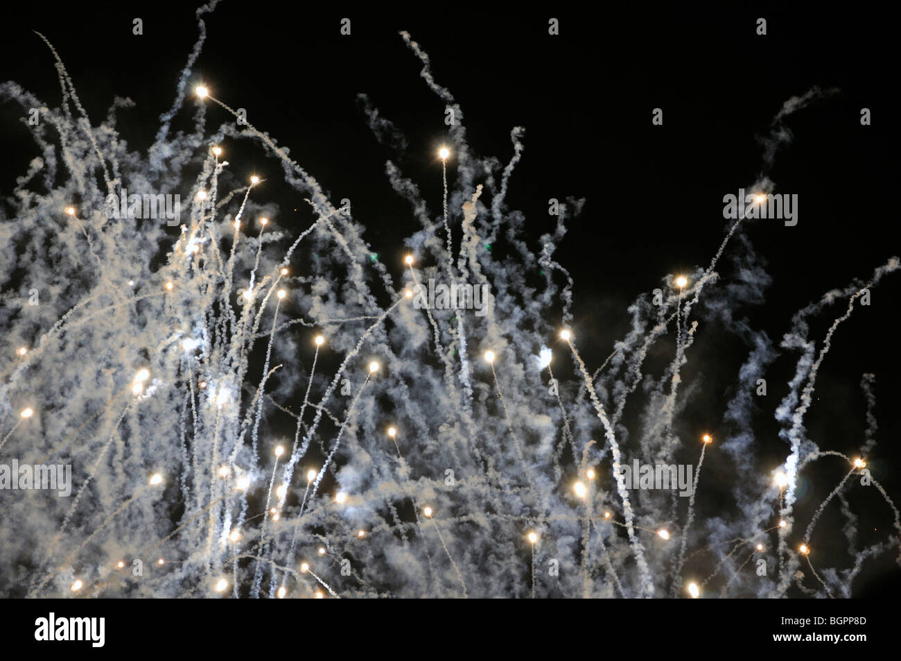 Smoke fireworks hi-res stock photography and images - Alamy