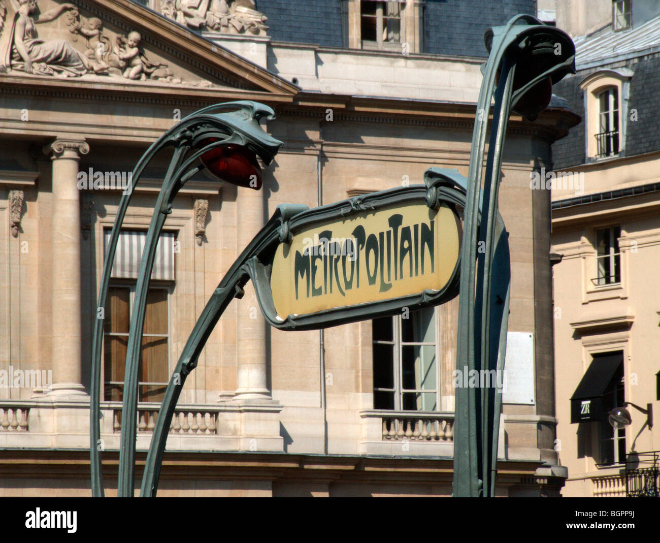 Classical Art Nouveau Metro sign by Hector Guimard (c. 1900). Metro ...