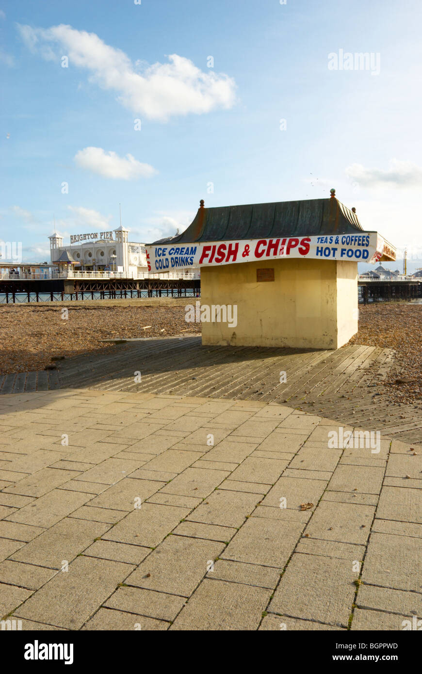 Fish kiosk hi-res stock photography and images - Alamy