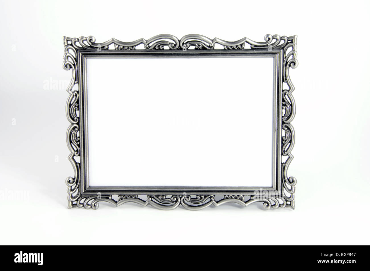 Silver wedding frame cut out hi-res stock photography and images - Alamy