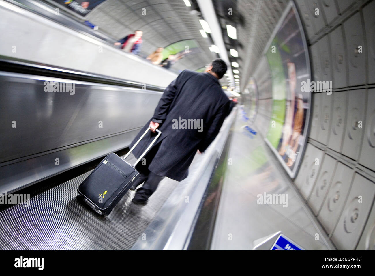 Automatic walkway moving sidewalk hi-res stock photography and images ...