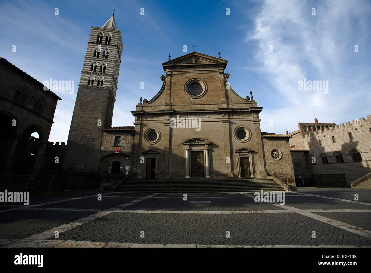 Viterbo cathedral hi-res stock photography and images - Alamy