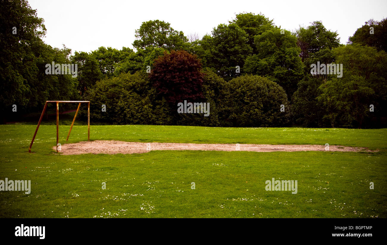 Empty goal hi-res stock photography and images - Alamy