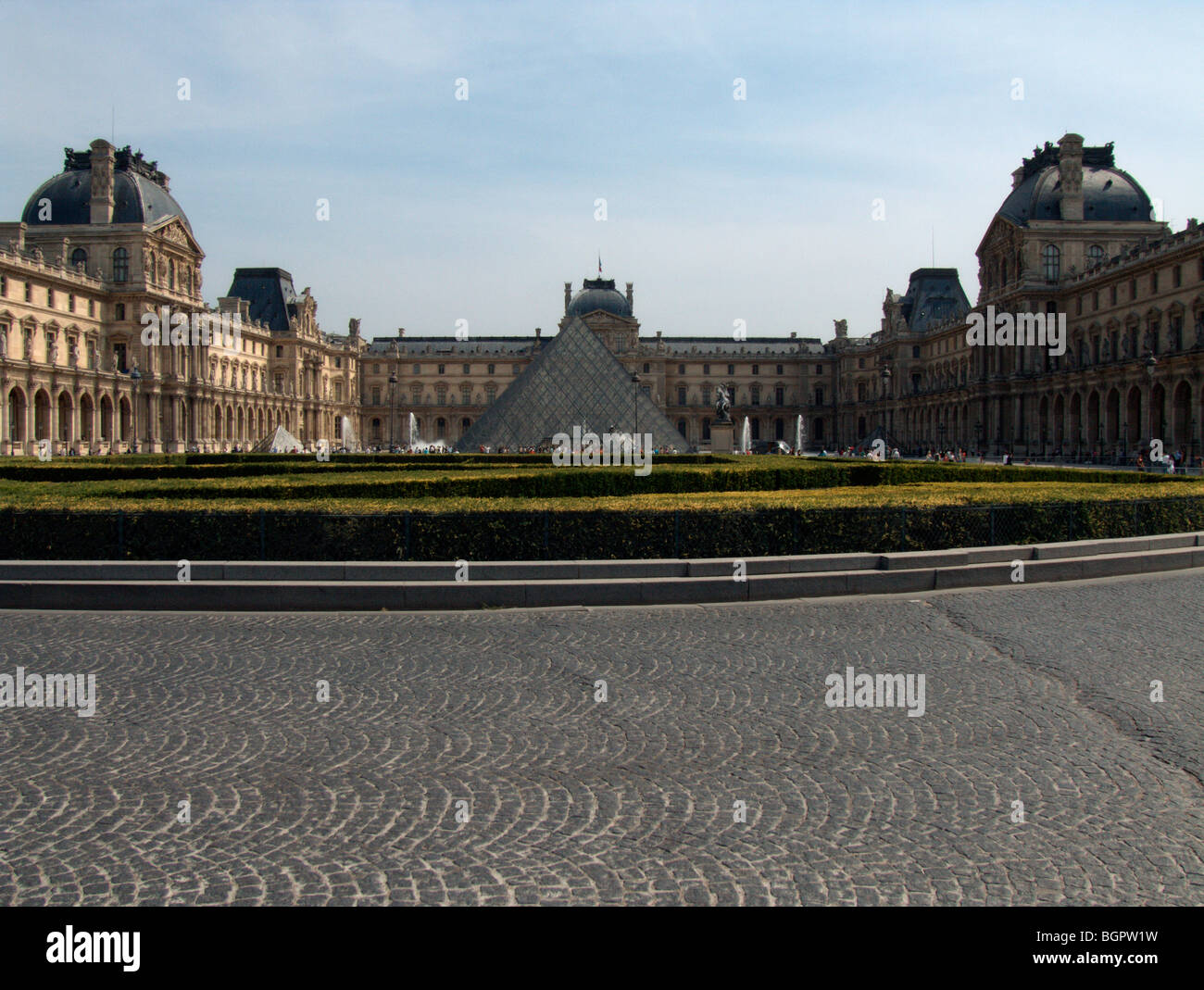 Louvre courtyard hi-res stock photography and images - Alamy
