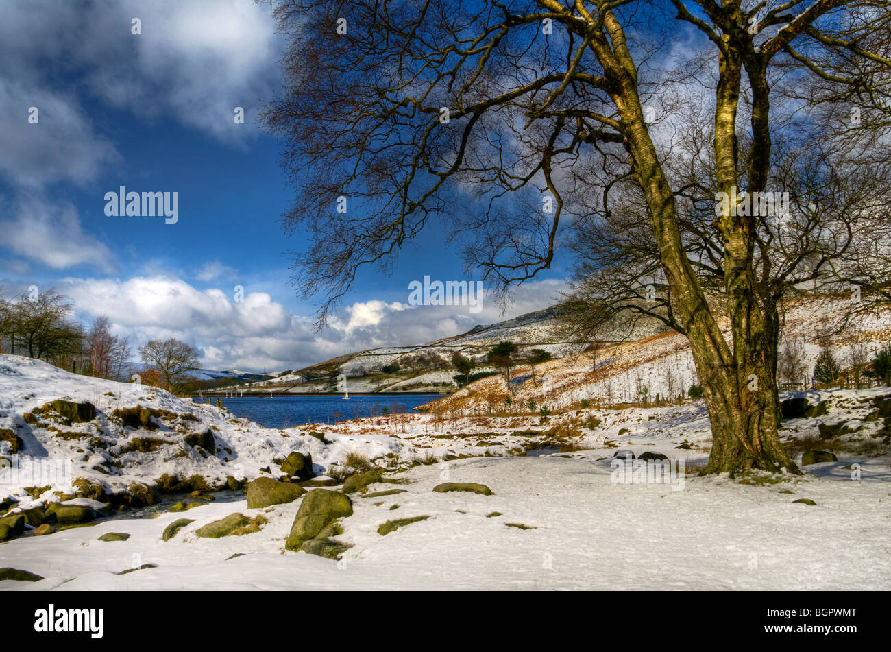 Snow at Dovestones Reservoir, Saddleworth Stock Photo - Alamy