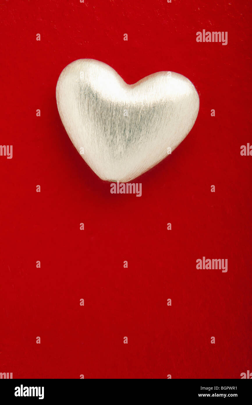 Silver heart hi-res stock photography and images - Alamy