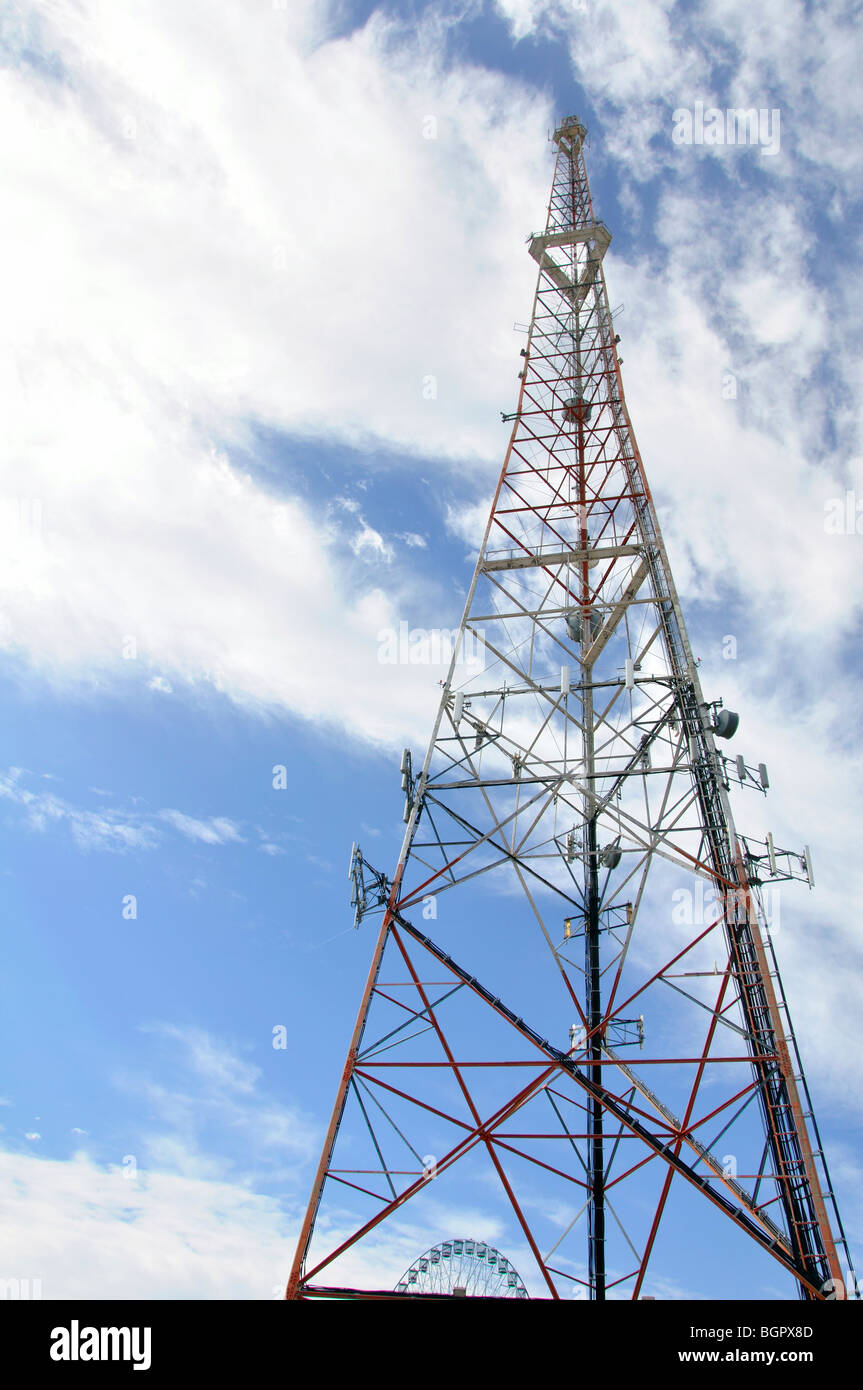 Telecommunications tower hi-res stock photography and images - Alamy