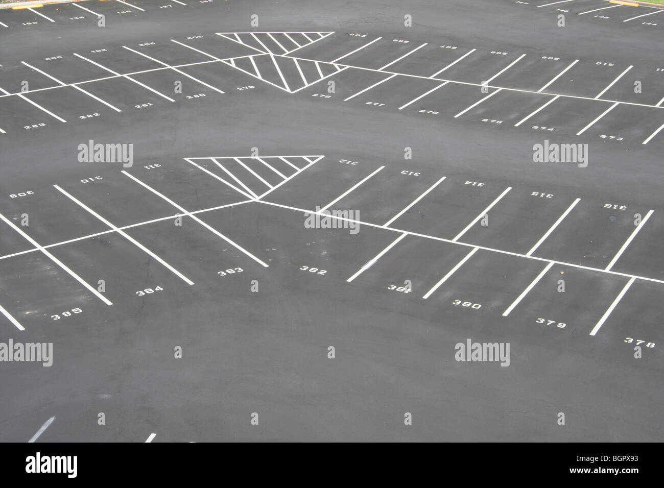 Parking lot numbers hi-res stock photography and images - Alamy