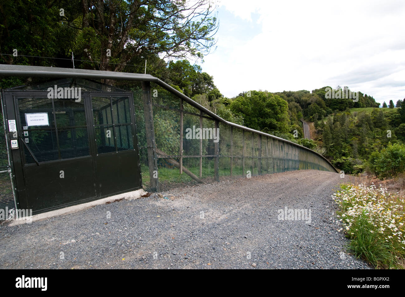 Pest proof fence hi-res stock photography and images - Alamy