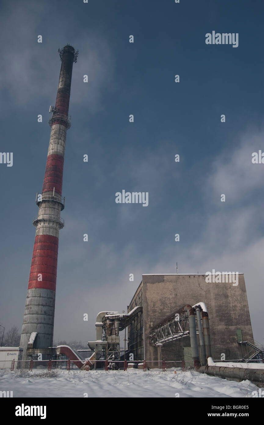 Polluting power stations hi-res stock photography and images - Alamy