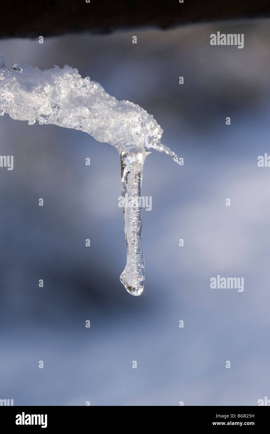 Melt melting weather cold hi-res stock photography and images - Alamy