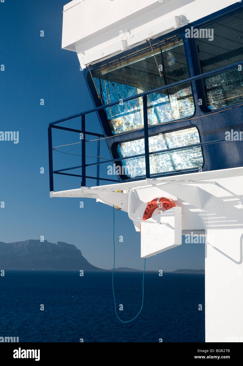 Ship bridge wing hi-res stock photography and images - Alamy