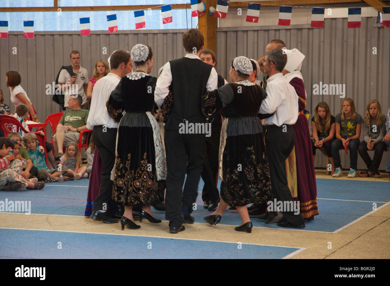 Traditional breton costume hi-res stock photography and images - Alamy