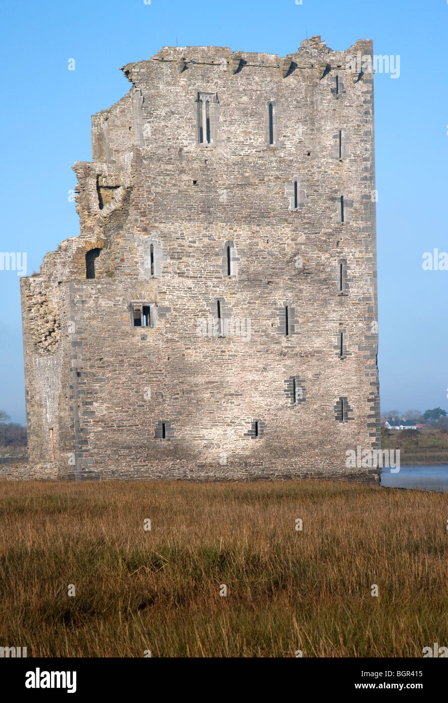Tower houses of ireland hi-res stock photography and images - Alamy