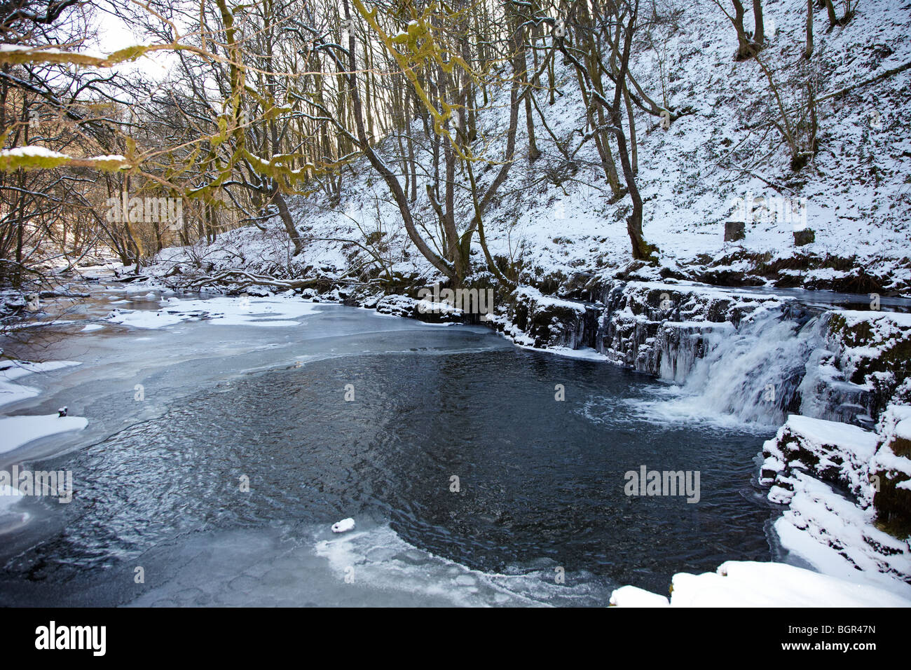 Pontneddfechan river wales uk hi-res stock photography and images - Alamy
