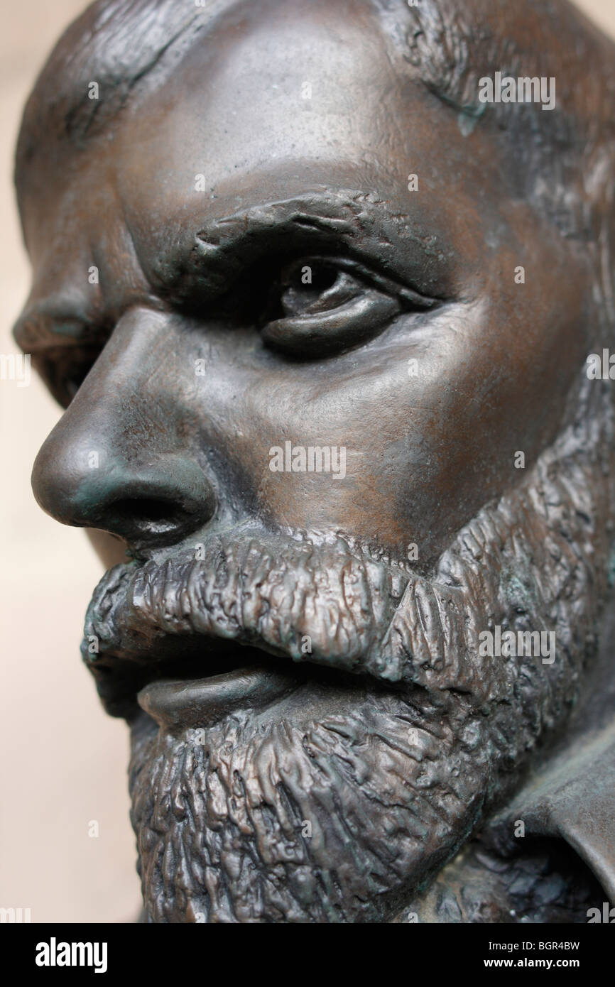 David herbert playwright hi-res stock photography and images - Alamy