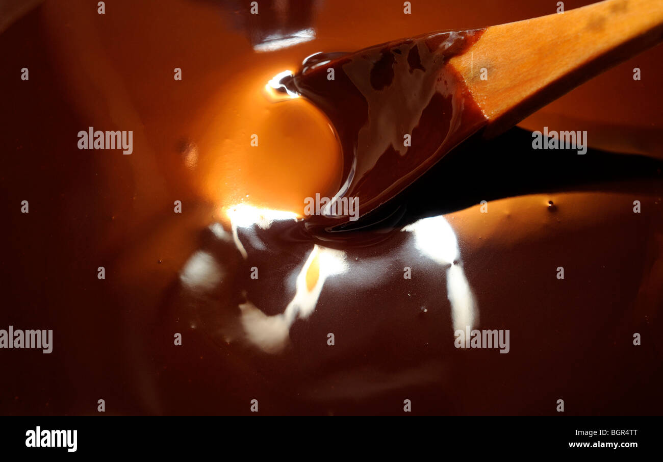 Hot melt chocolate cake hi-res stock photography and images - Alamy