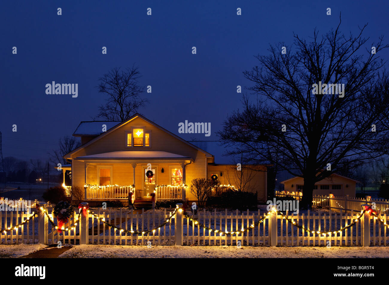 Gable lights hi-res stock photography and images - Alamy