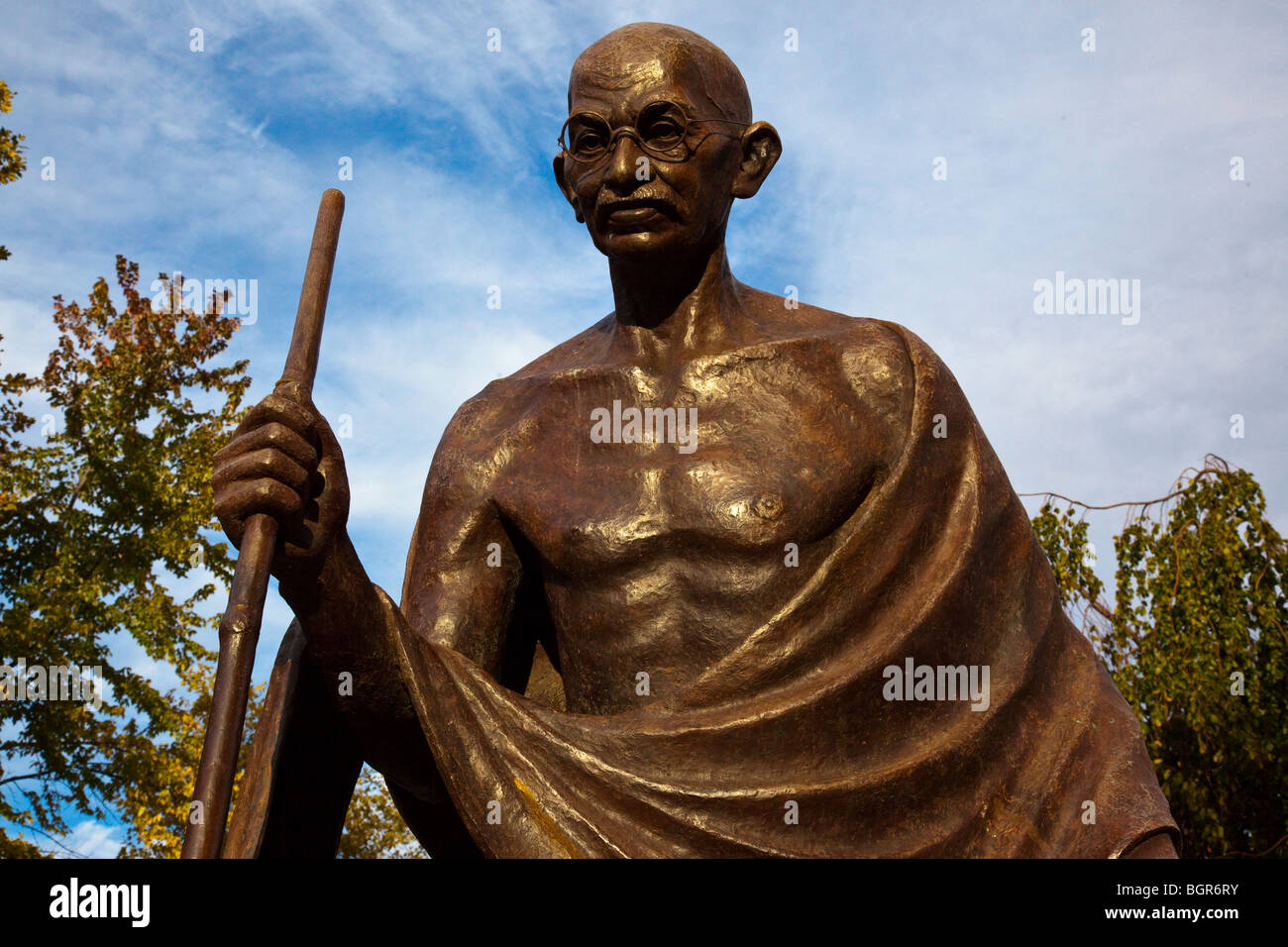 Statue of mahatma ghandi hi-res stock photography and images - Alamy
