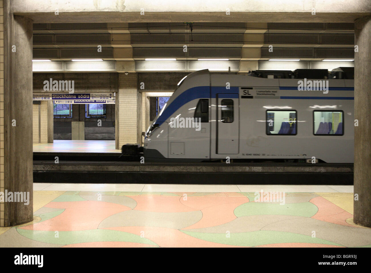Peninsula commuter train hi-res stock photography and images - Alamy