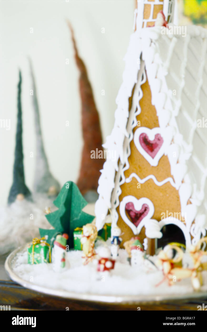 Gingerbread house inside light hi-res stock photography and images - Alamy