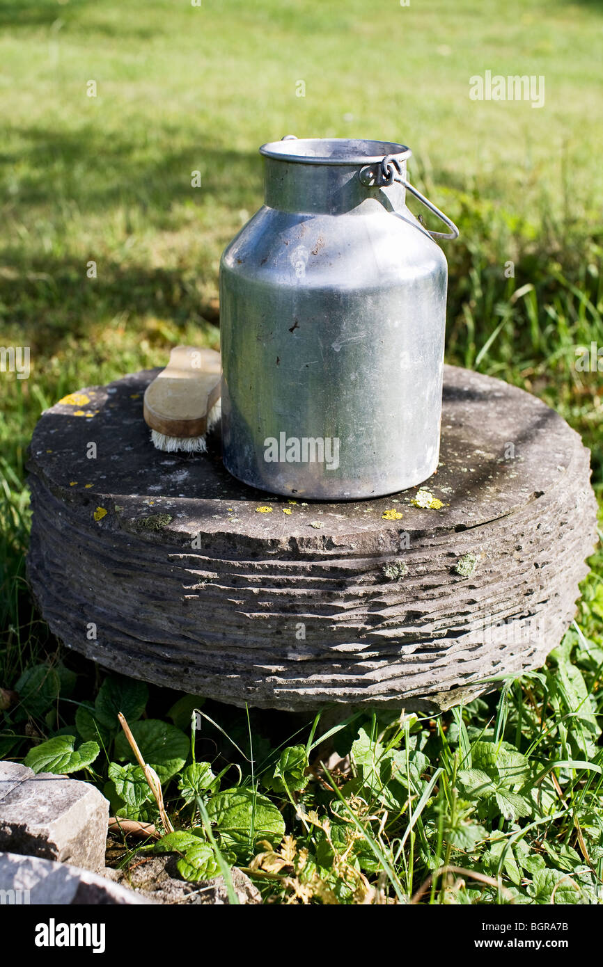Old milk bucket hi-res stock photography and images - Alamy