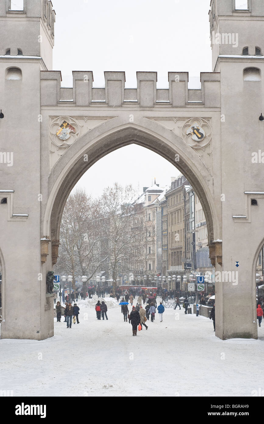 Vaulted gate hi-res stock photography and images - Alamy