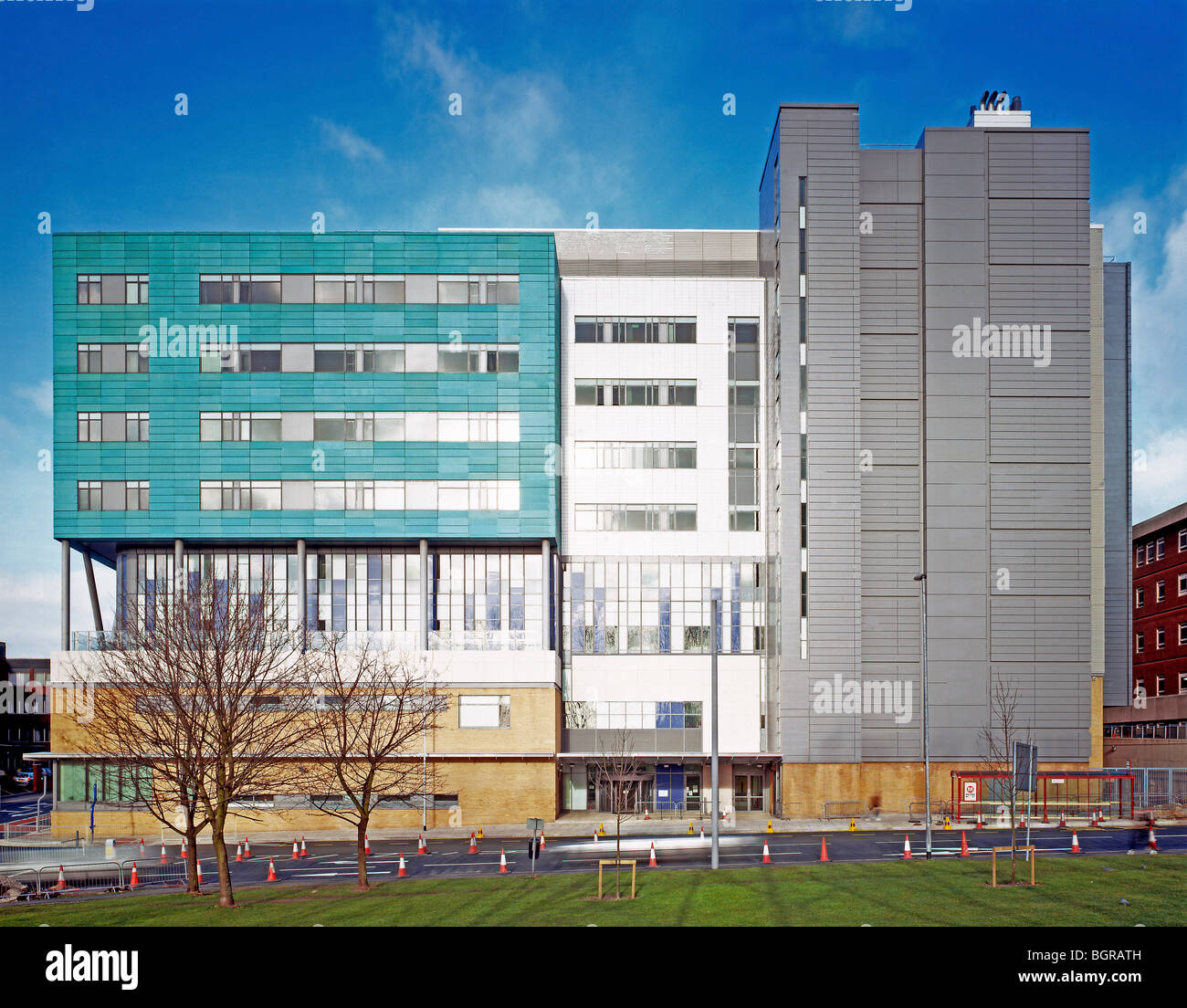 St jamess hospital bexley wing hi-res stock photography and images - Alamy